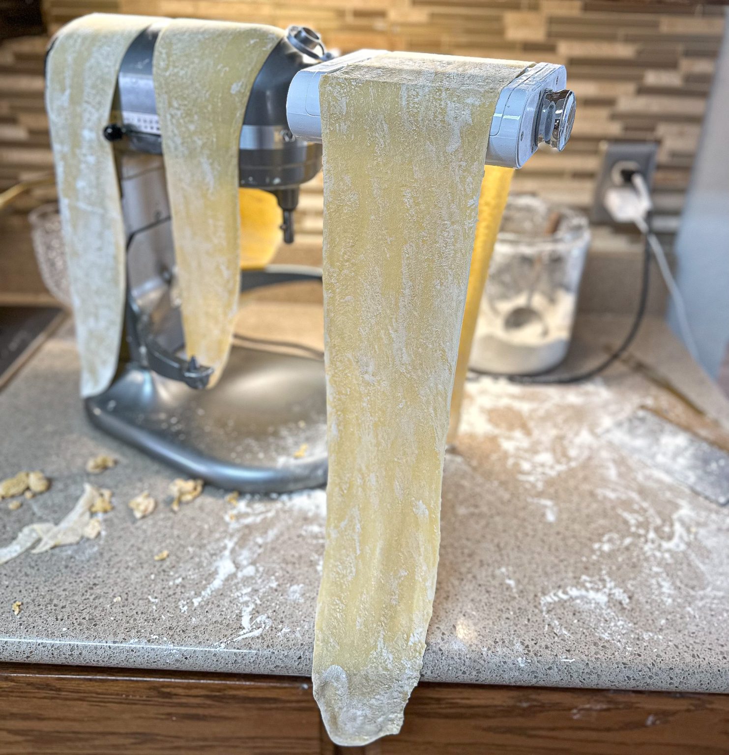 easy homemade pasta - lizasfarmhouse.com